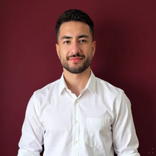 将图像尺寸增大至 4K | Magic Studio 的图像升频器